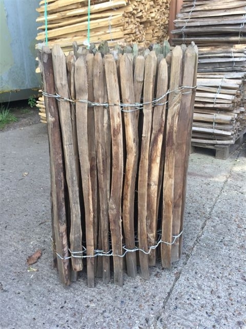 Chestnut Fencing – Thomson Sawmills